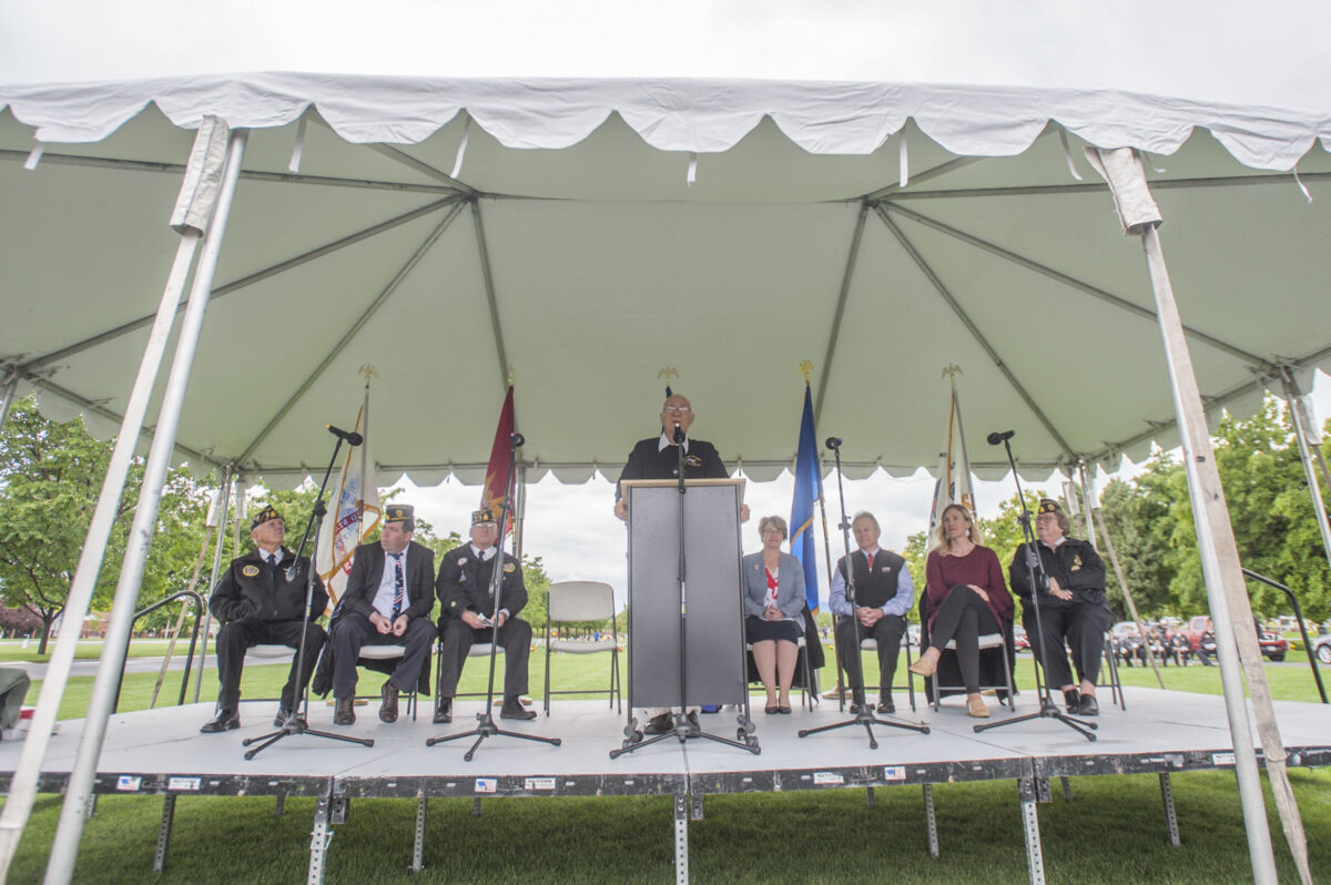 Larry Steed's Instagram, Twitter & Facebook on IDCrawl